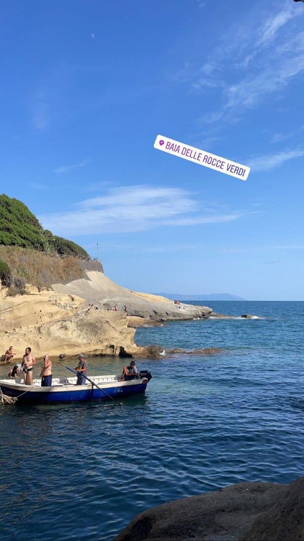 Demme, ieri una giornata alla Baia delle Rocce Verdi (FOTO) - AreaNapoli.it