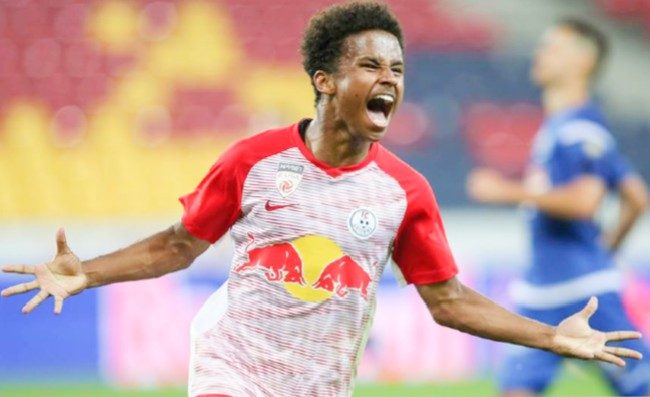 Polverone Adeyemi: "Non è colpa della mia ragazza". Lei è una rapper ...