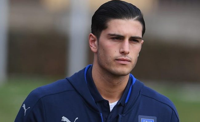 L'influencer napoletana Angela Nasti annuncia: "Non sono più fidanzata ...