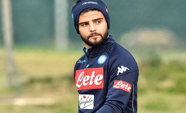 Insigne, via a tutto gas da Castel Volturno a bordo della sua Jaguar ...