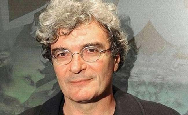 Martone: "Volevo girare un film con i Napoli Centrale, ma poi Pino è ...