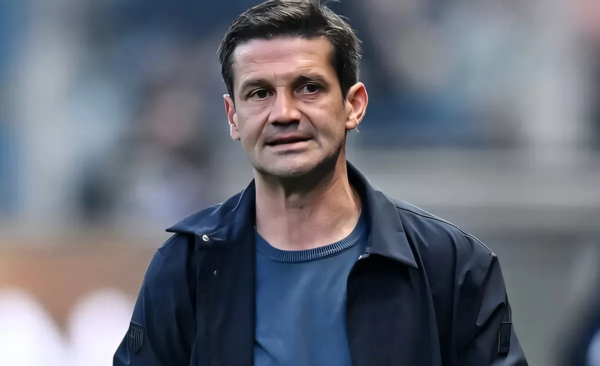 Chivu: "Sconfitta strana del Napoli? Io mi godo la vittoria dell'Inter ...