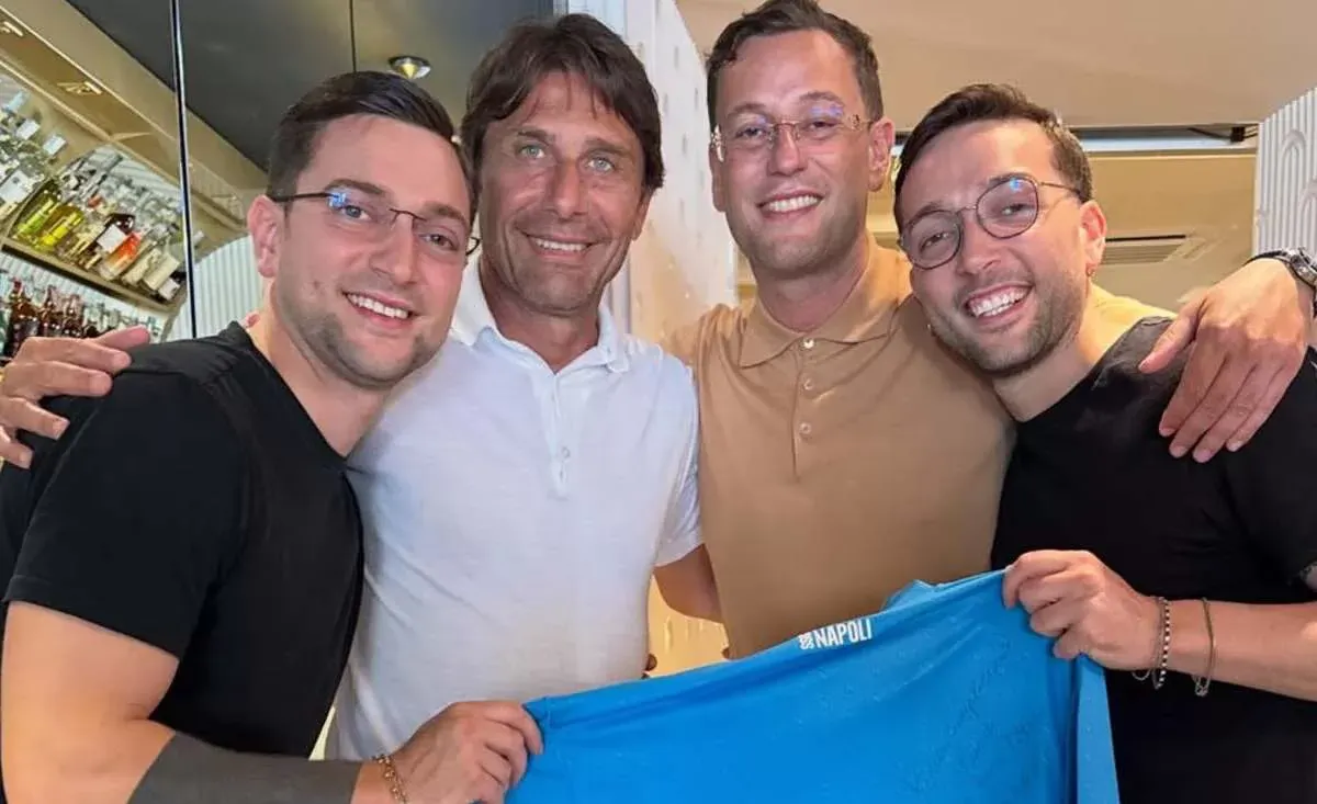 Conte è rientrato a Napoli, pranzo a Pozzuoli: "Mister, ci mancherai ...