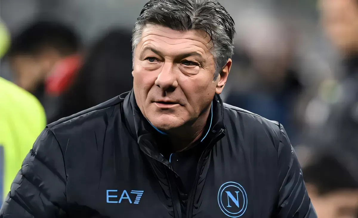 Mazzarri esonerato dal Napoli, ma il suo ultimo gesto è da gran signore ...