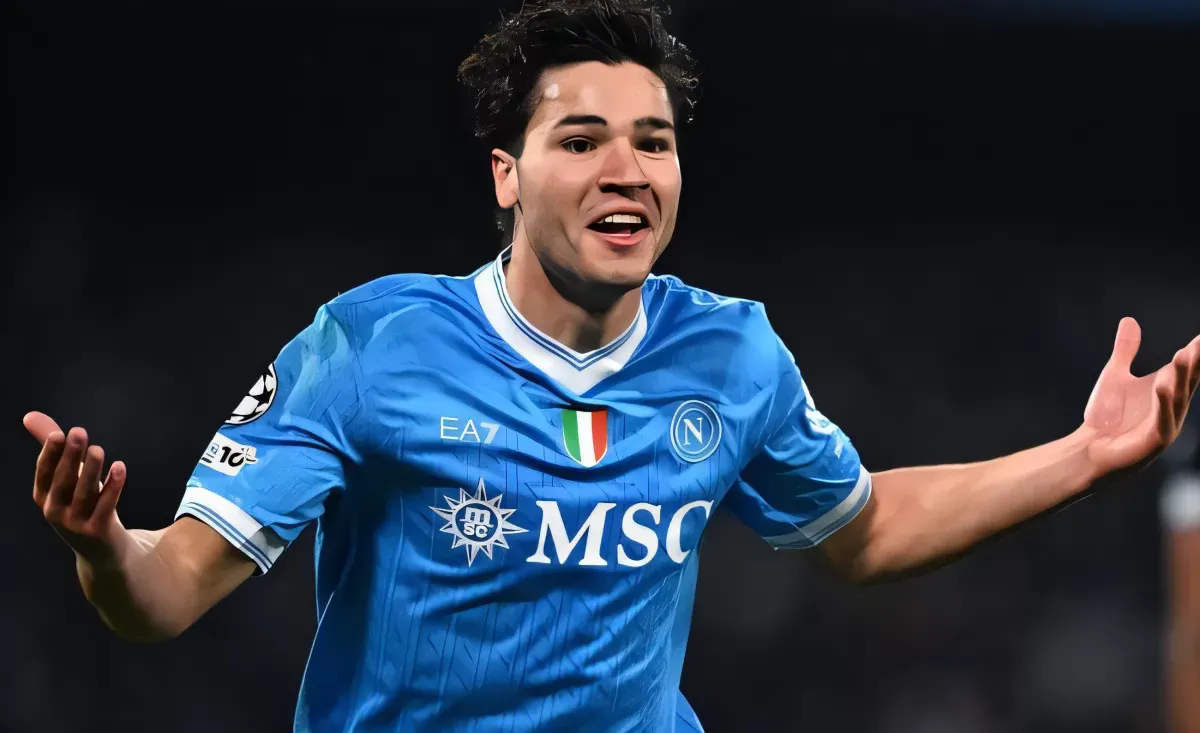 "Vergara non si tocca!". Tifosi del Napoli preoccupati per le voci di ...